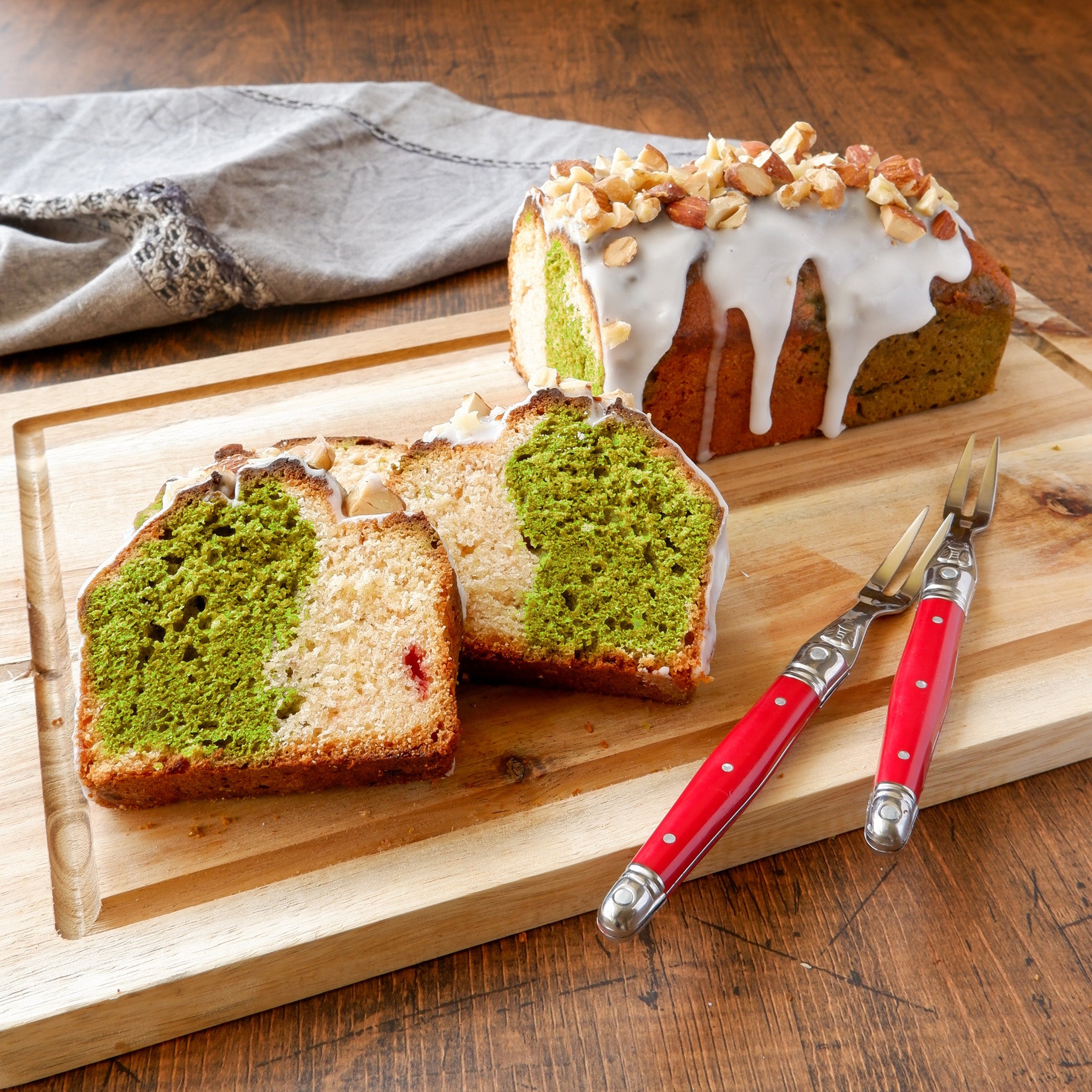 Matcha and Berry Marble Pound Cake – KyotoKismets Inc.